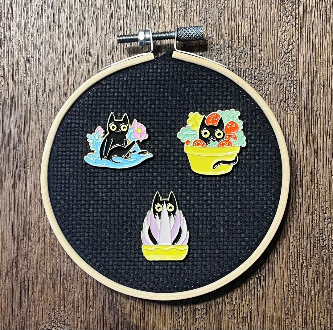 Black Cats in Plants 4 Needle Minder for Cross Stitch, Embroidery ...