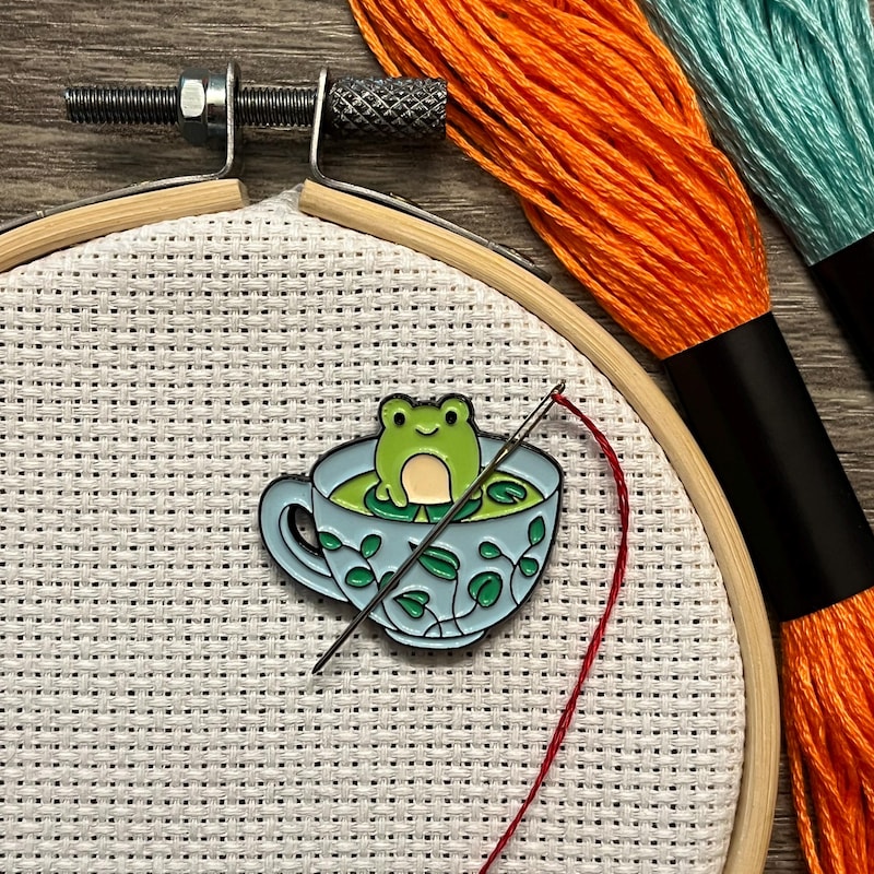 Frog Needle Minder Magnet - Etsy