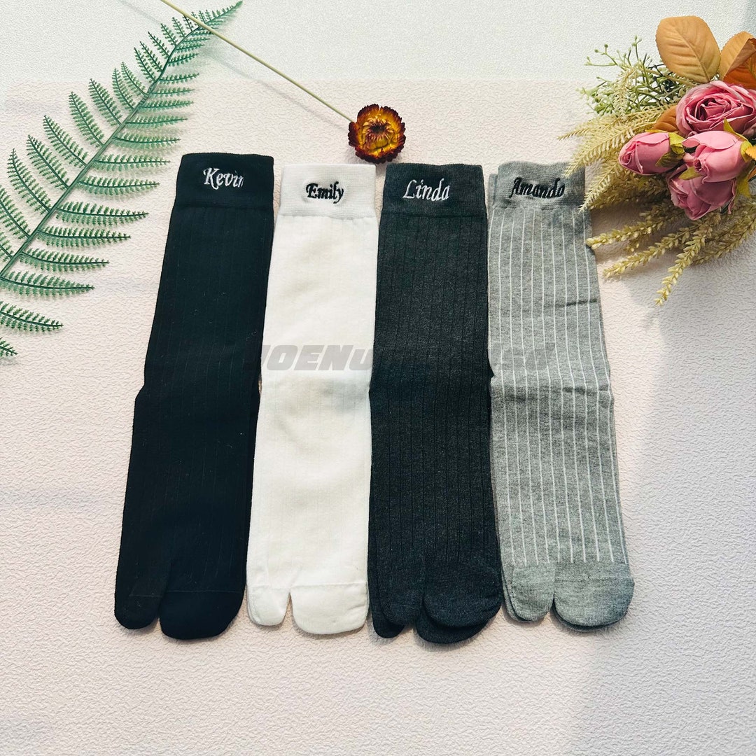 Personalized Split-toe Tabi Socks: Embroidered Name, Japanese Style - Etsy