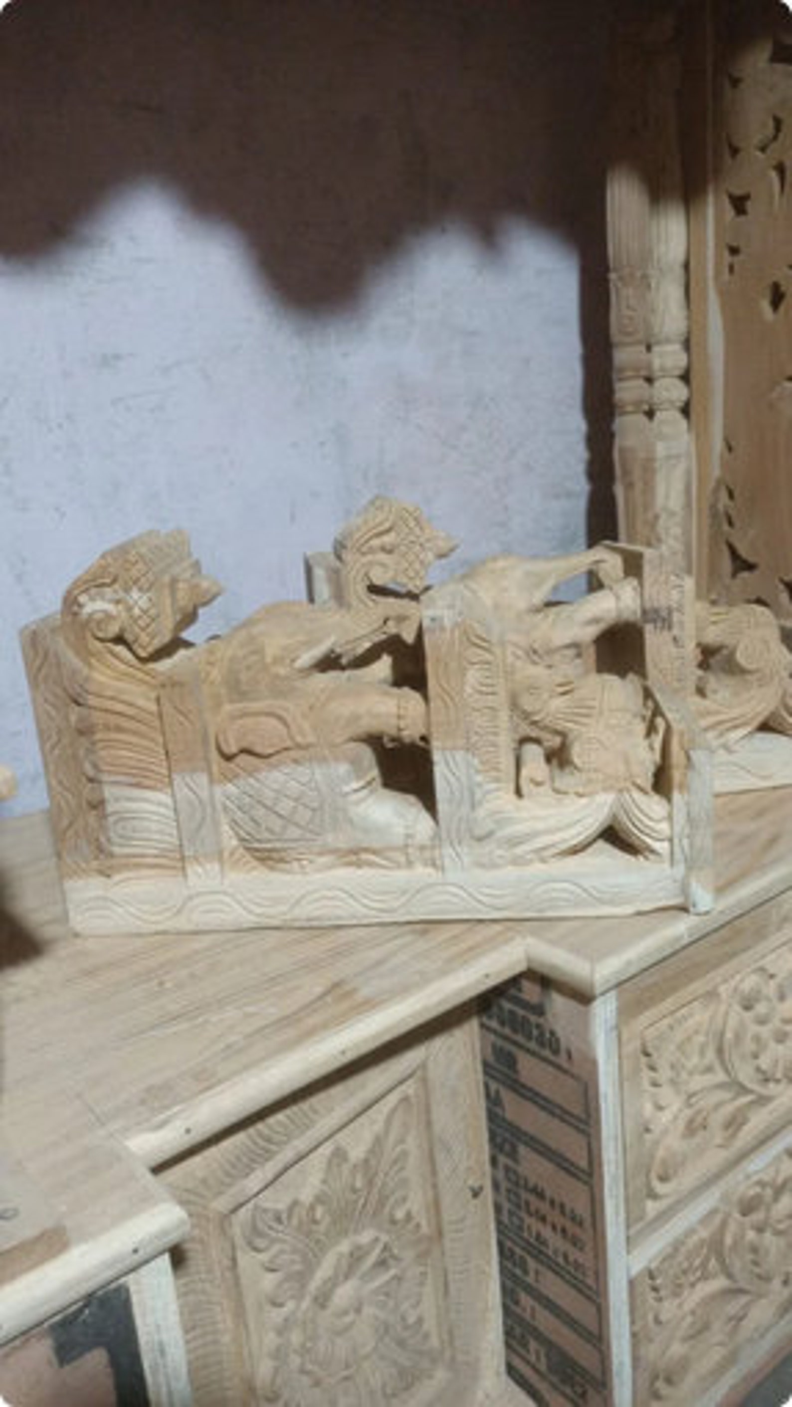 2 Pcs Wall Shelf Wooden Shelfs Wall Bracket Elephant Statue Corbel Pair ...