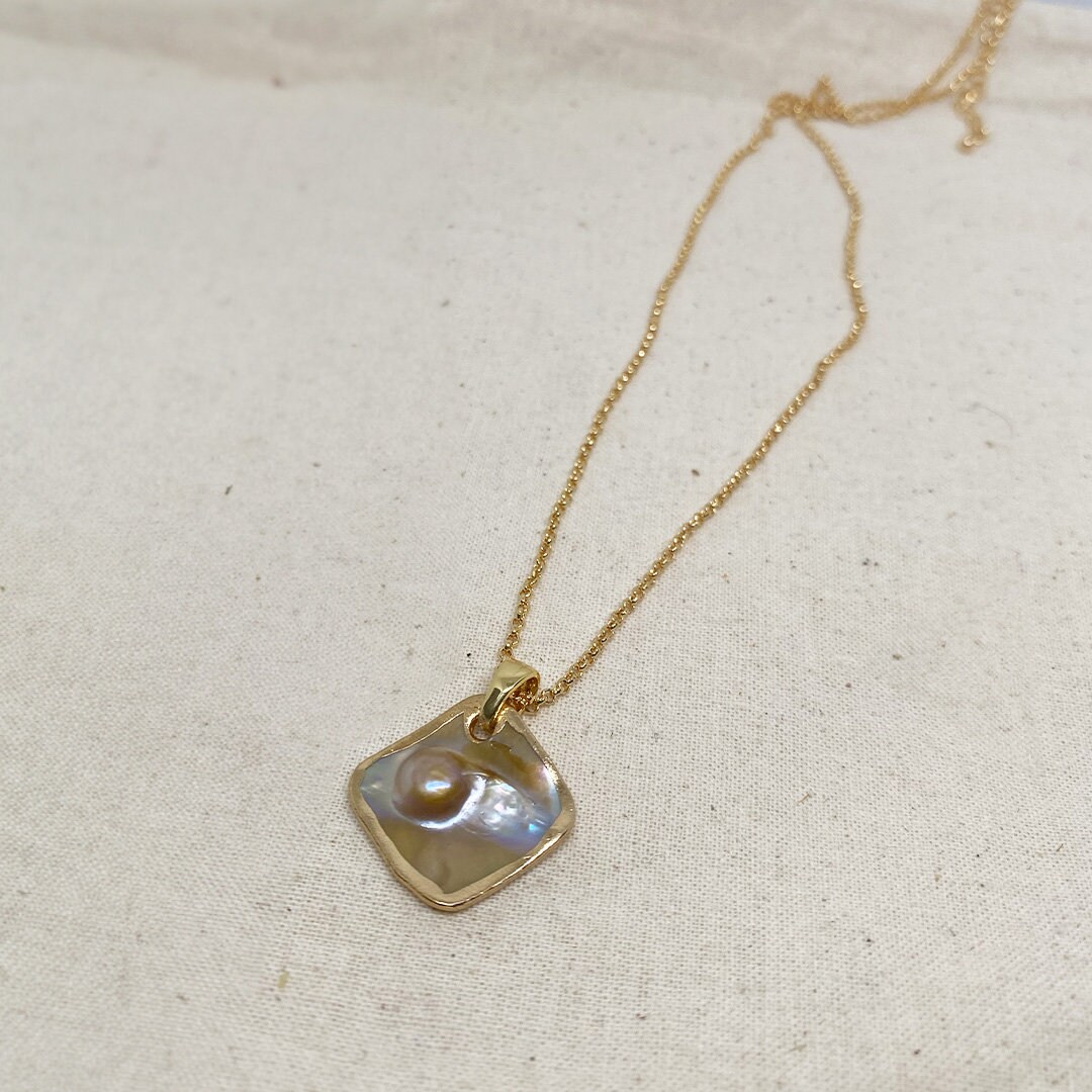 Square Mother of Pearl Shell Pendant With Pearl Inlay, Handcrafted ...
