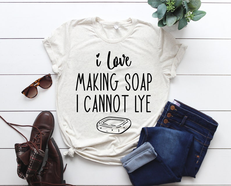 I Love Soap Making T-shirt: Funny Soap Maker Gift - Etsy
