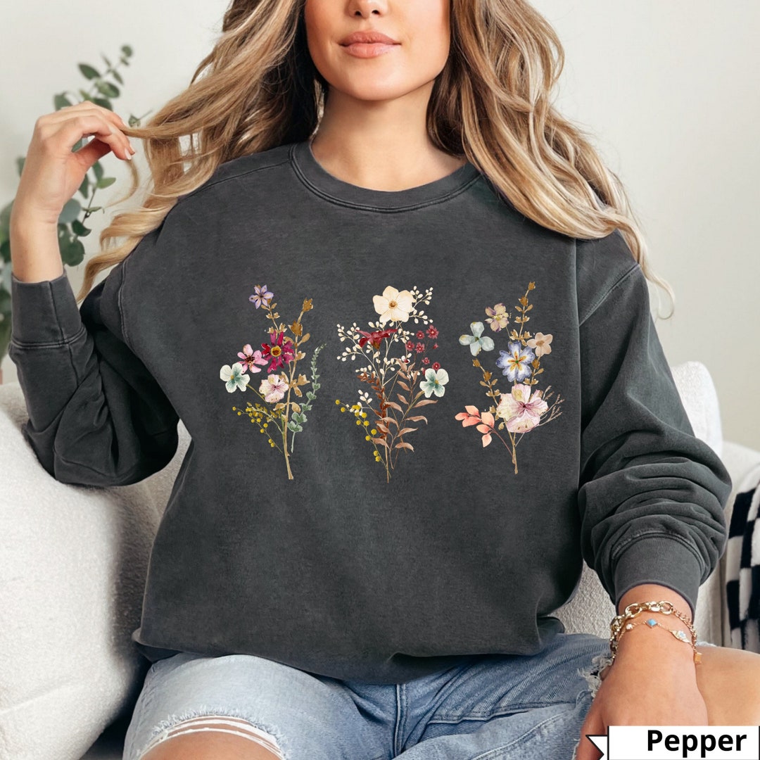 Vintage Pressed Flowers Sweatshirt Comfort Colors Boho Pullover ...