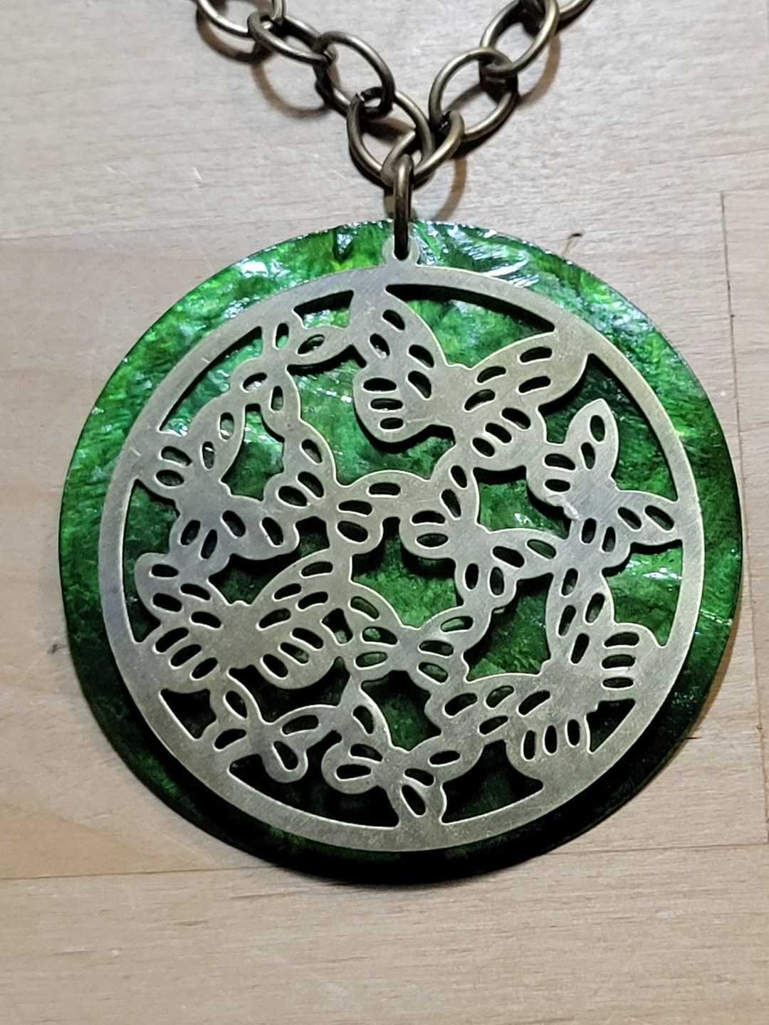 Butterflies and Dark Green Capiz Shell Antique Gold Chain Necklace With ...