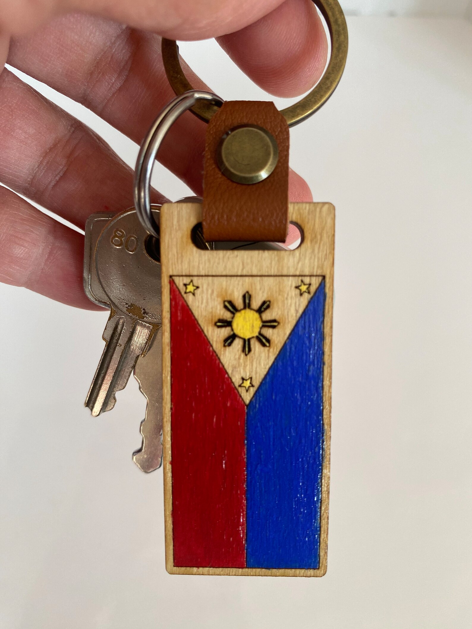 Philippine Flag & Jeepney Key Chains Engraved in Wood | Filipino ...