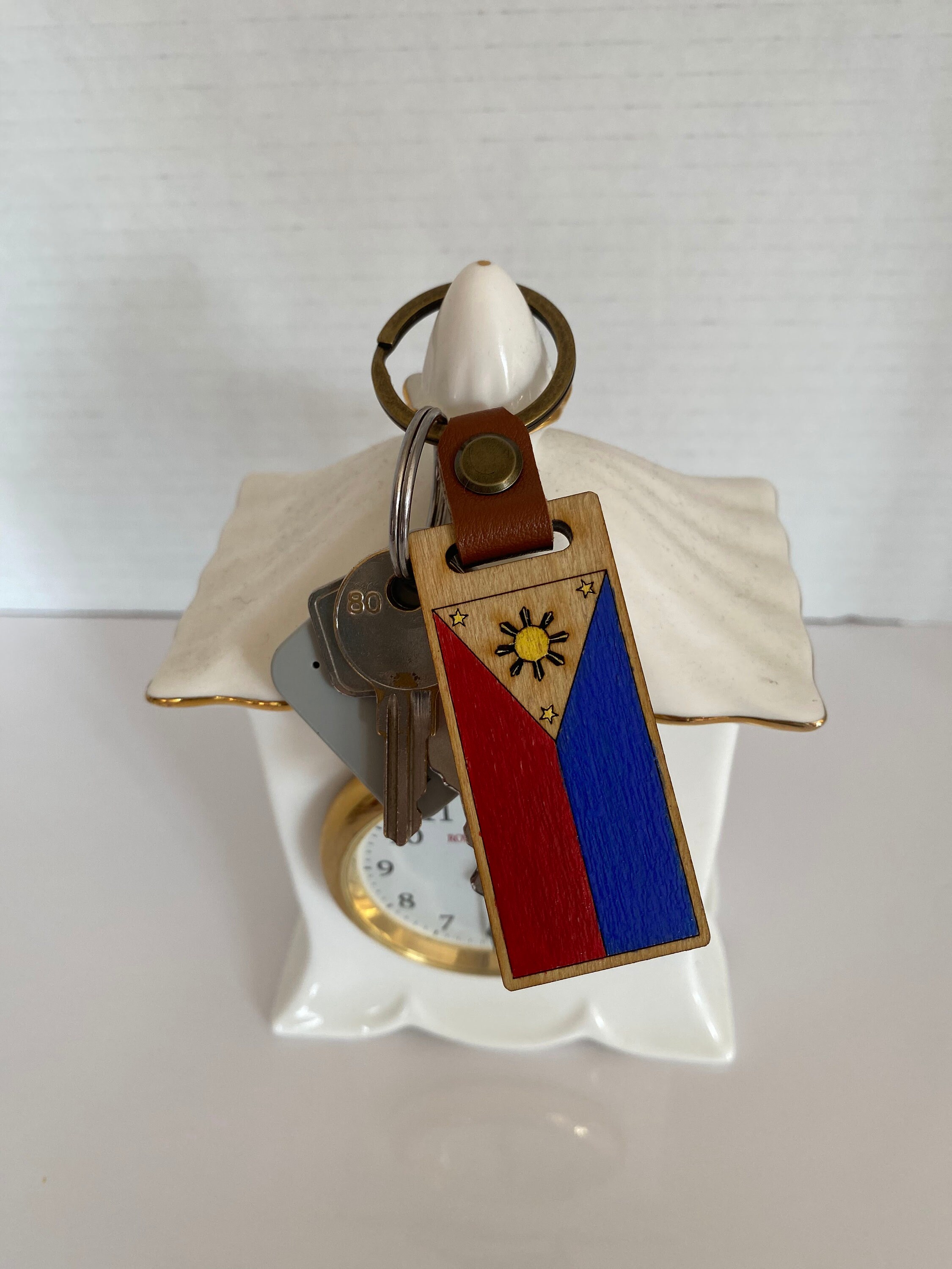 Philippine Flag & Jeepney Key Chains Engraved in Wood | Filipino ...