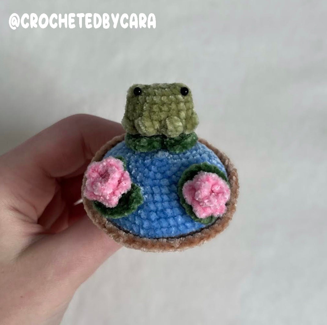 Frog on a Pond Crochet PDF Pattern | Digital Crochet Pattern ...