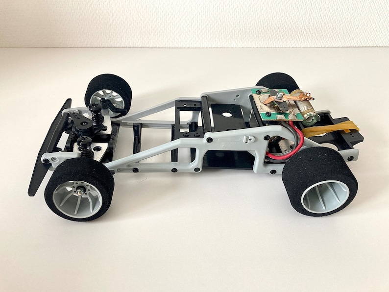 Vintage 1:12 Scale Model RC Race Car Kit Plastic March 85G Electric ...