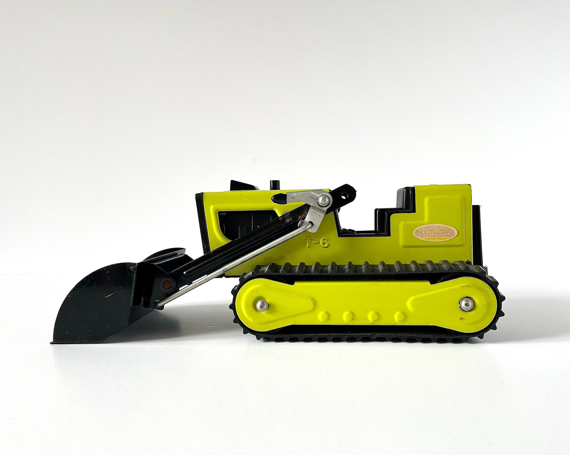 Vintage TONKA T-6 Front End Loader Excavator 1970s Green Steel ...