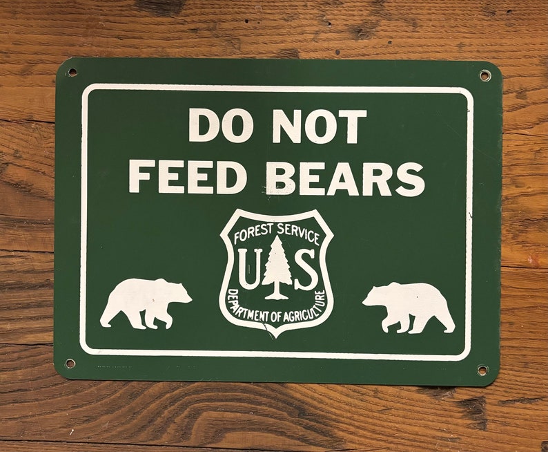 Do Not Feed Bears Metal Sign: Rustic Cabin Decor, Handmade in USA - Etsy