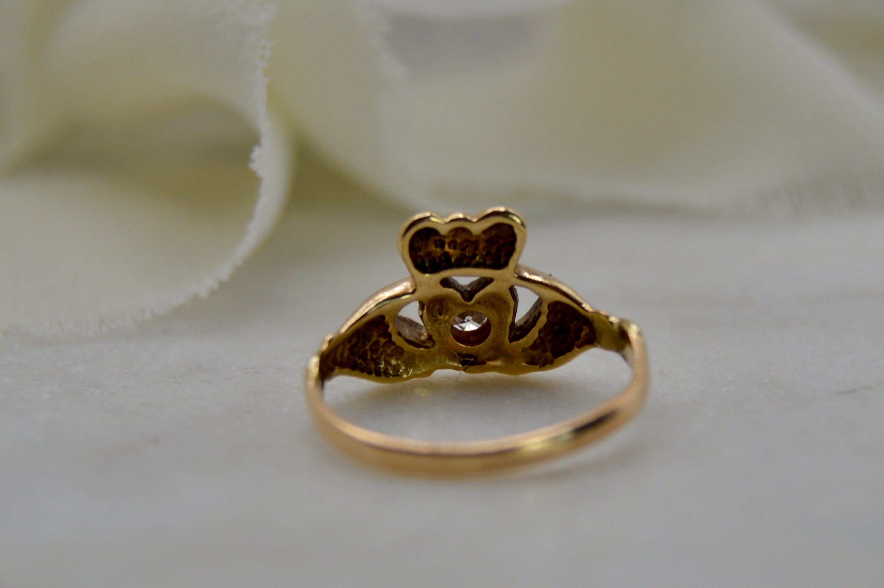 Vintage Estate 10K Yellow Gold With Genuine Diamond Irish Claddagh Ring ...