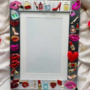 Bling Charm Picture Frame| Unique Makeup Design Frame| Unique Lipstick ...
