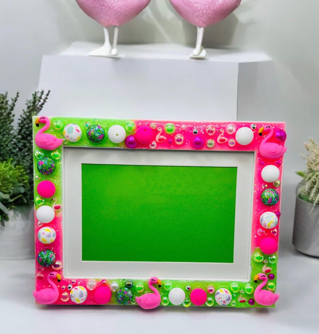 Decoden Flamingo Picture Frame: Handmade Beaded Tropical Decor (5x7 ...