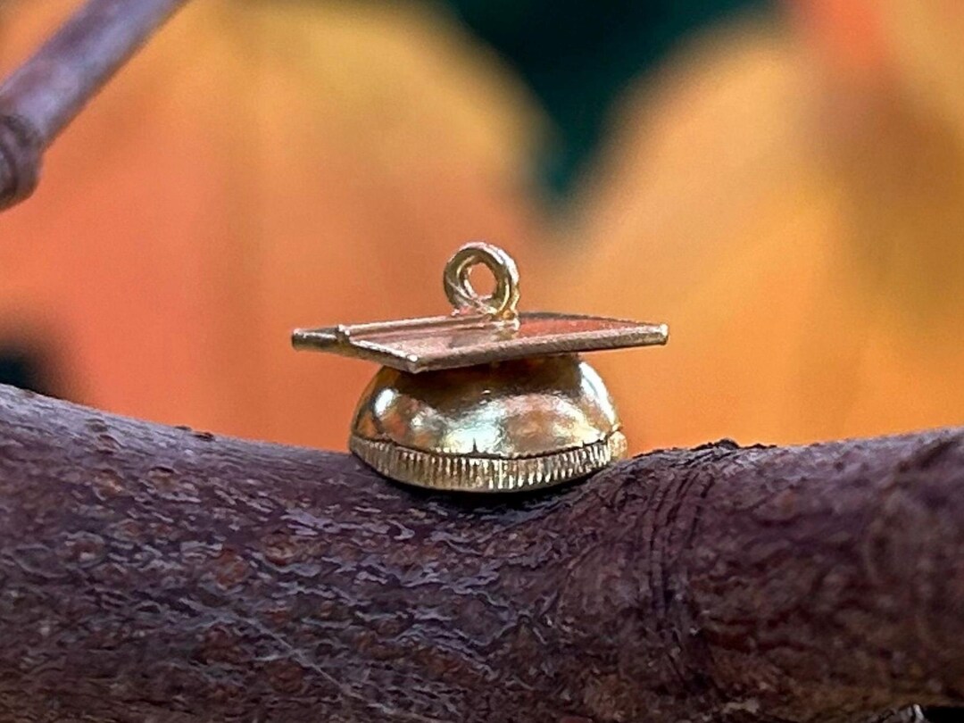 14k Solid Yellow Gold Graduation Cap Charm - Etsy