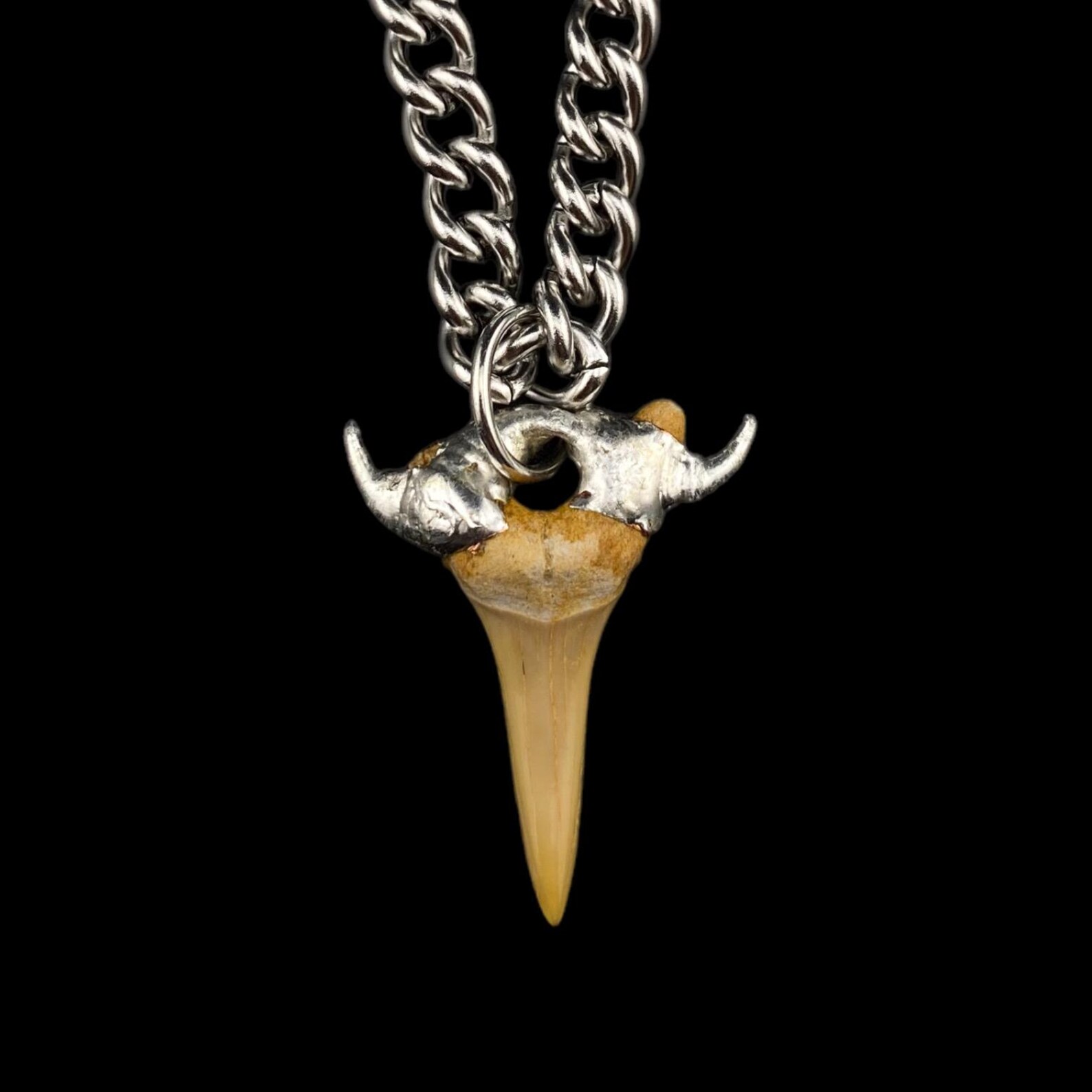 Spiky Shark Tooth Pendant Handmade Liquid Metal Thorn Necklace ...