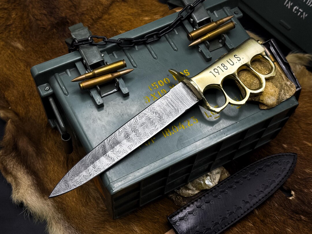 Emperors Custom Knife for Alpha Males, Handmade Damascus Knife Gift ...