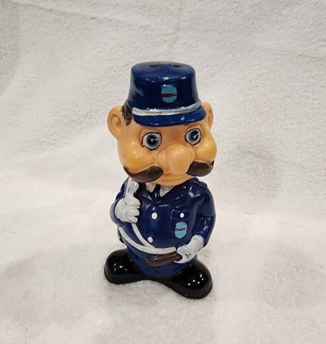 Vintage ALPS Japan Wind-up Bobblehead Police bobby Toy Works Very Rare ...