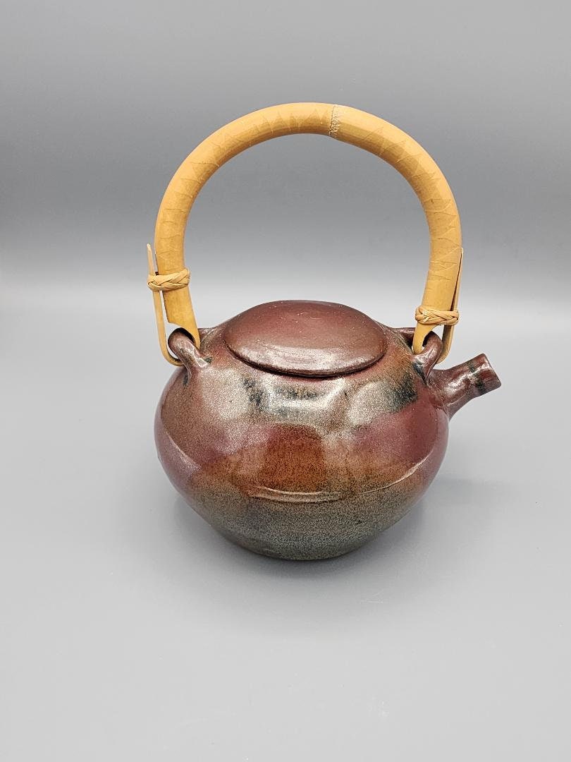 Vintage Studio Art Pottery TEAPOT W/bamboo Handle W/red Glaze Marked - Etsy