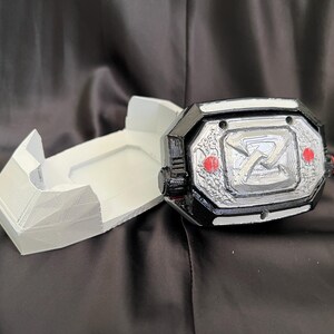Power Morpher MMPR V2. Clicks Open and Closed, Removable Power Coins ...