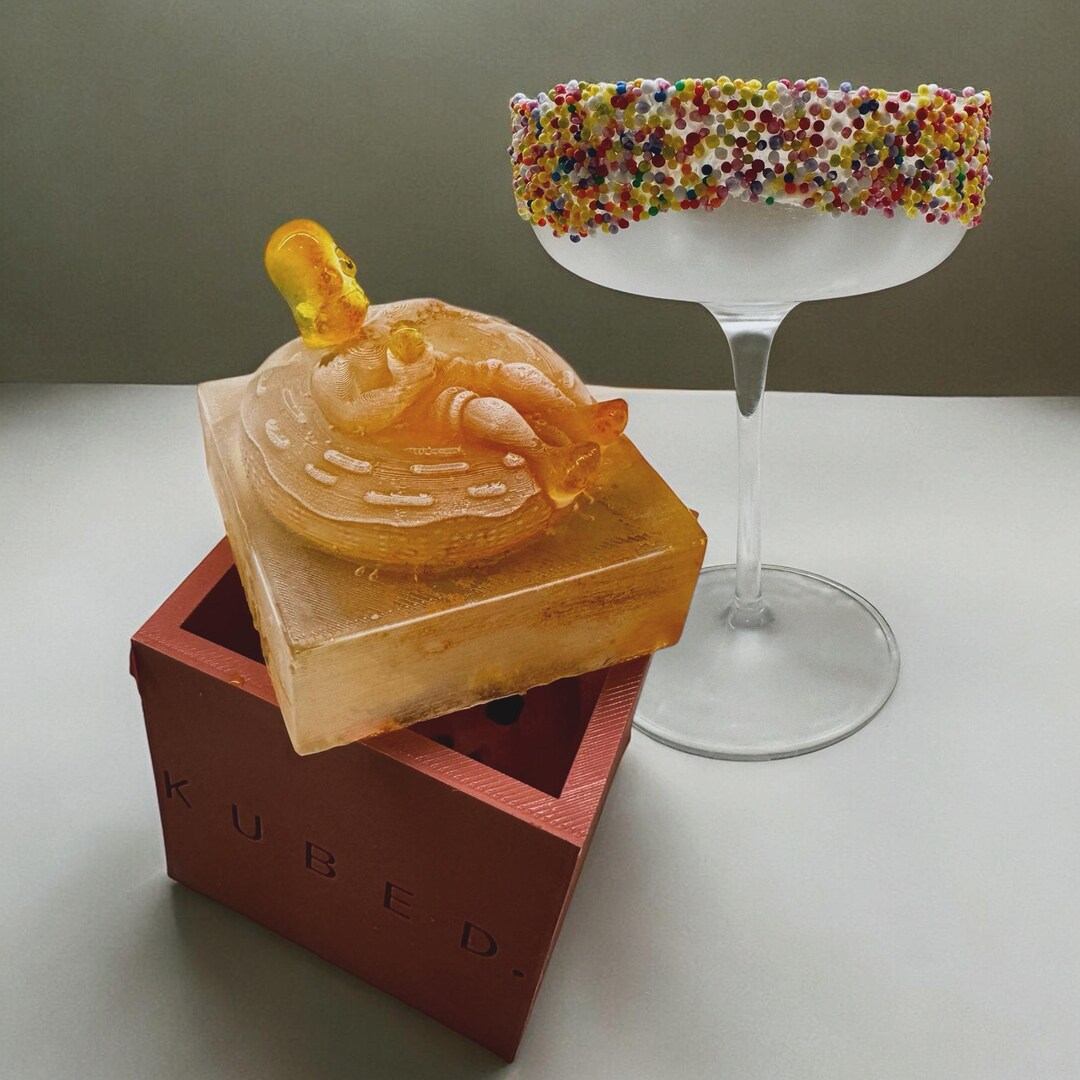 Homer Simpson Singie Ice Cube Tray Mold - Luxury Ice Cube Design ...