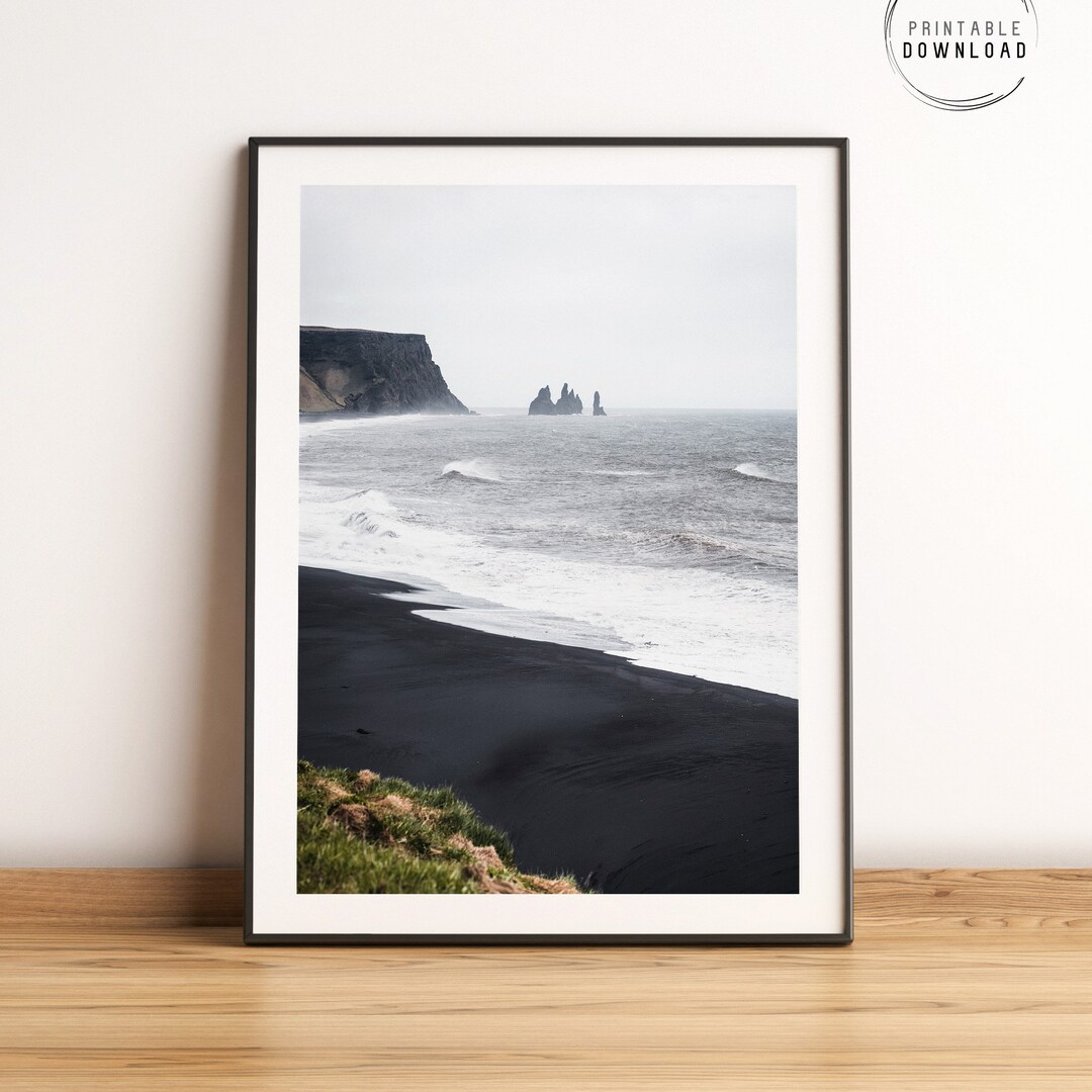 Reynisfjara Beach, Iceland Wall Decor, Icelandic Moody Landscape ...