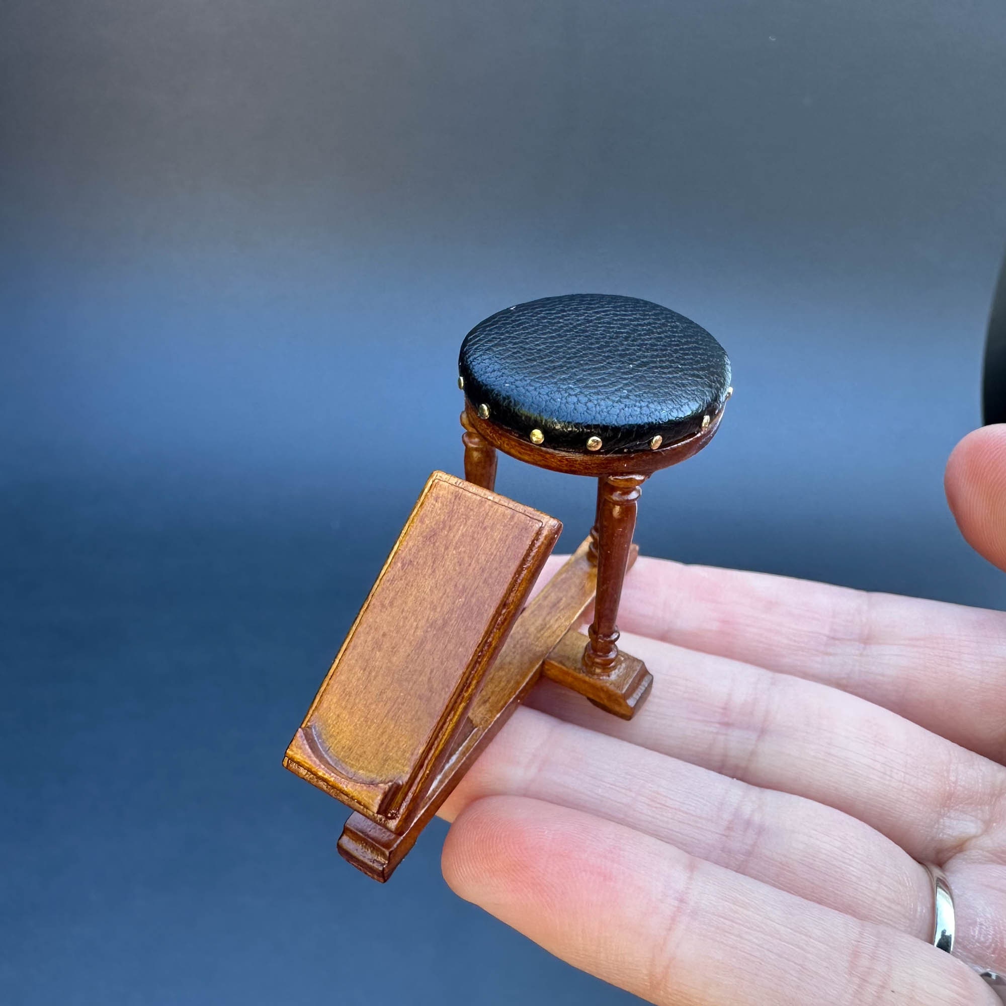 Salesman Sizing Fitting Stool Bench Foot Rest Chair Jacobean - Etsy