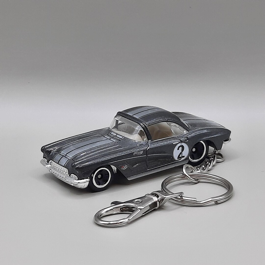 1962 Chevrolet Corvette Keychain, Chevy C1 Diecast Hot Wheels Keychain ...