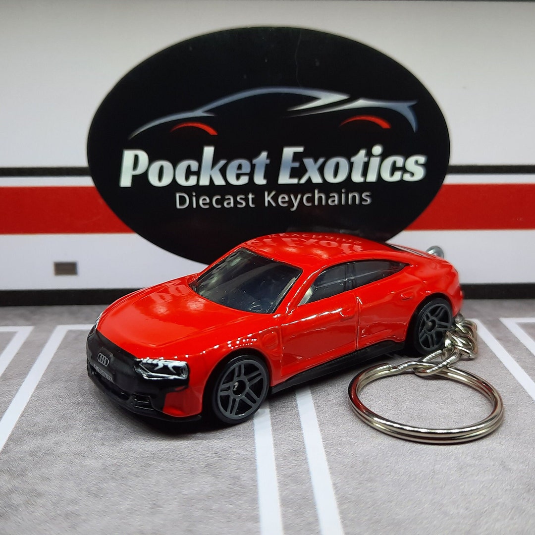 RS E-tron GT, Audi Keychain, Unique Gift for Him on Christmas or Father ...