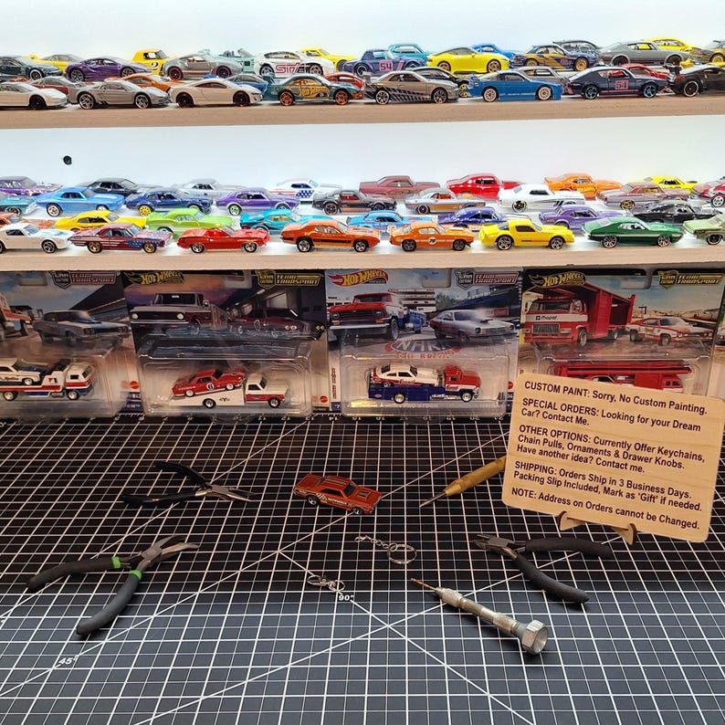 1956 Chevrolet Corvette Keychain in Gift Box, Chevy C1 Vette - Etsy