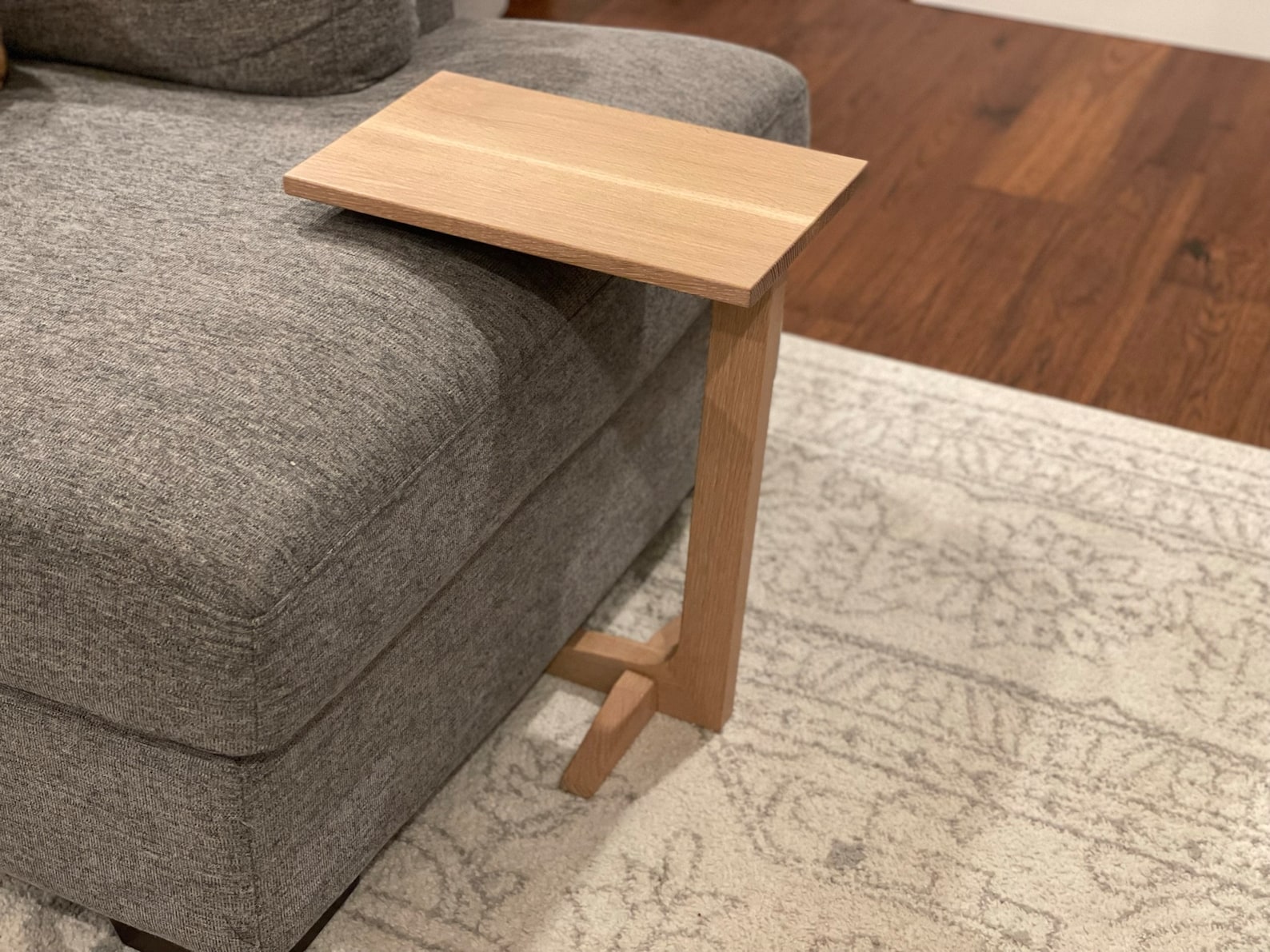 Solid Wood MCM C-table - Etsy