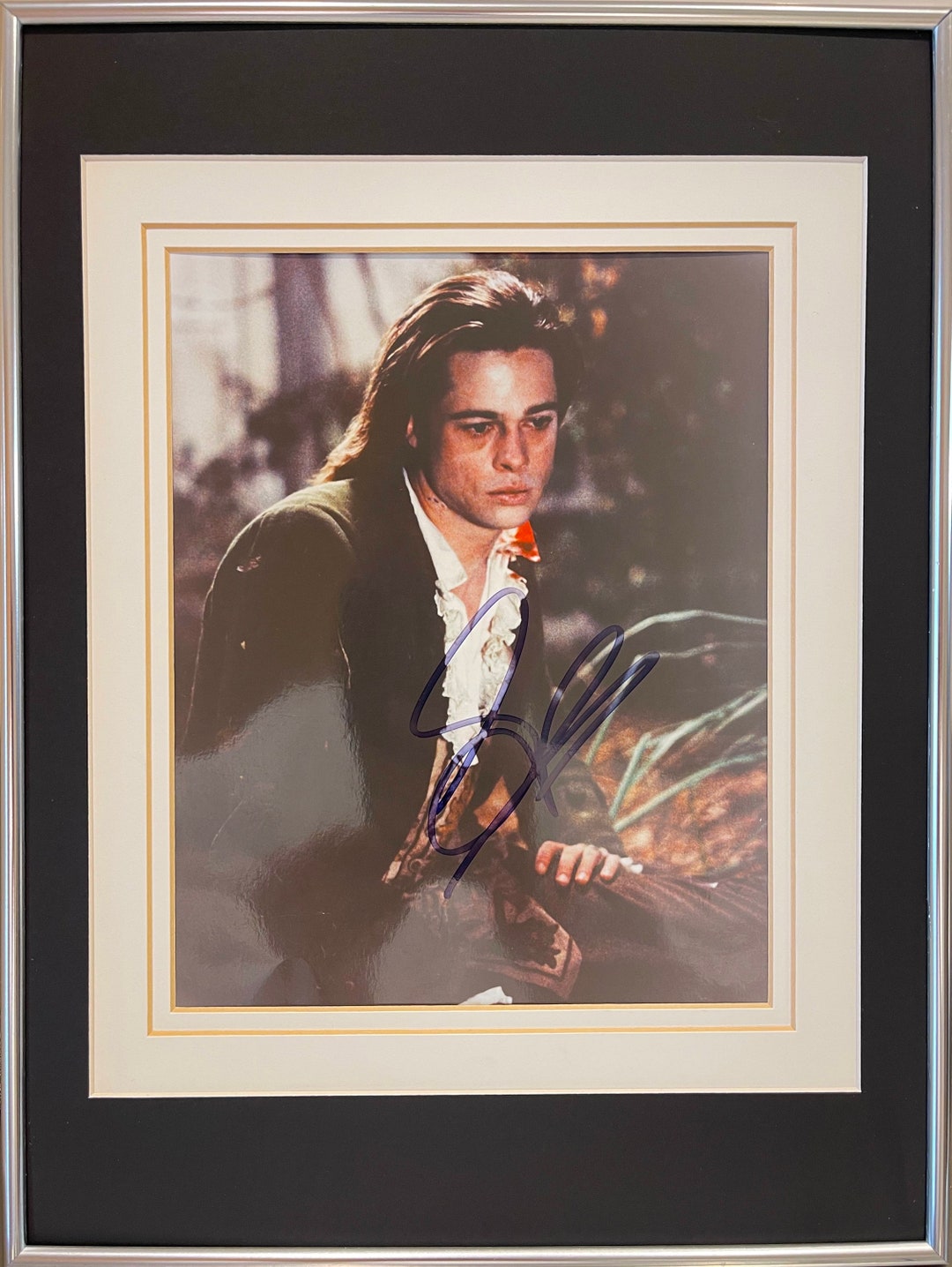 Brad Pitt Guaranteed Hand Signed 'interview With the Vampire' Photo ...