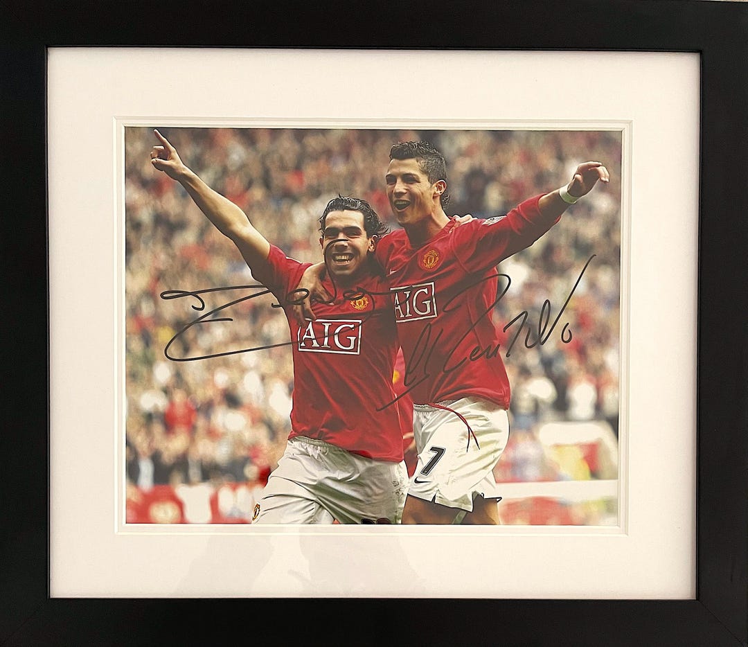 Cristiano Ronaldo and Carlos Tevez, Manchester United Legends ...