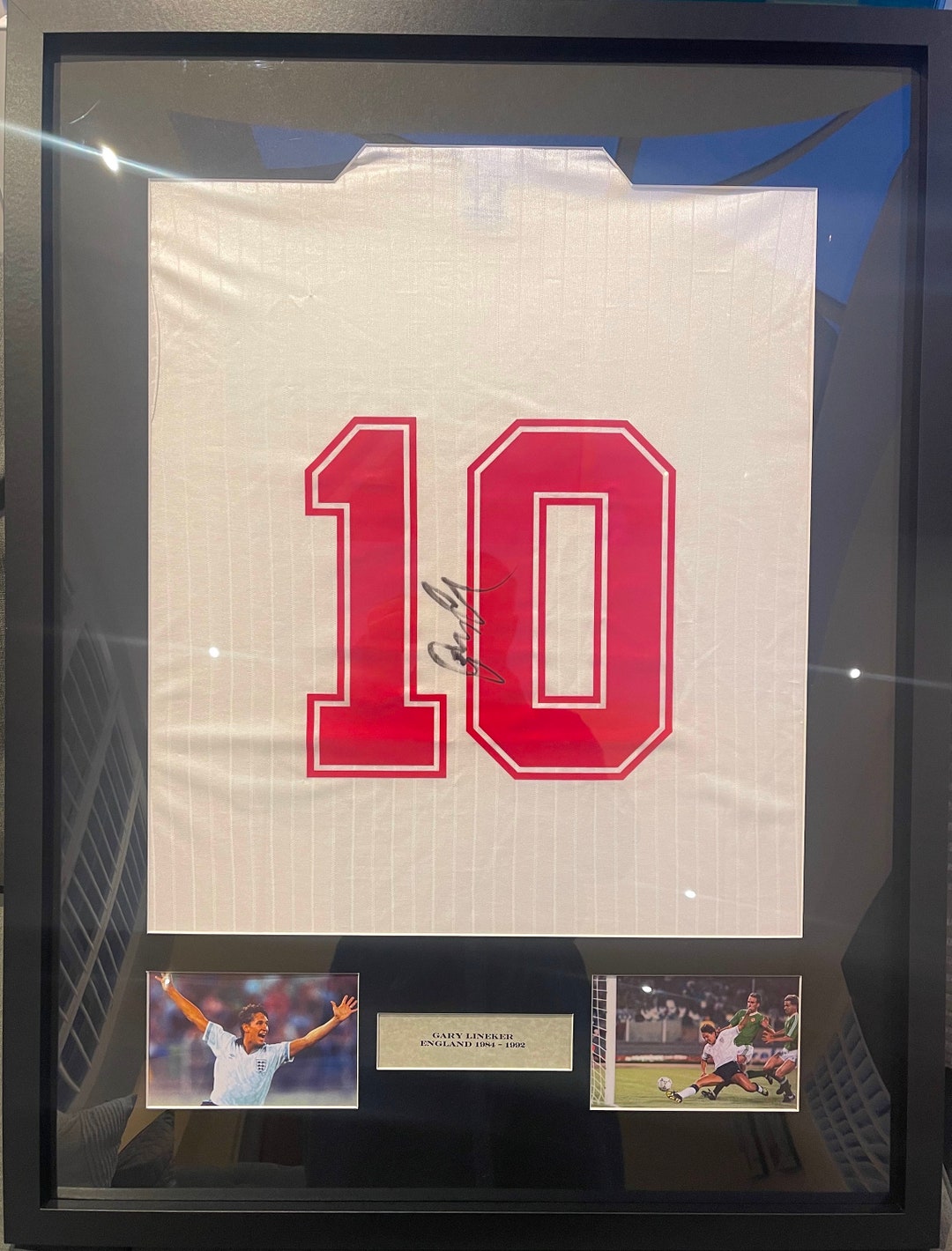Simply Stunning Gary Lineker Hand Signed England Football Shirt in ...
