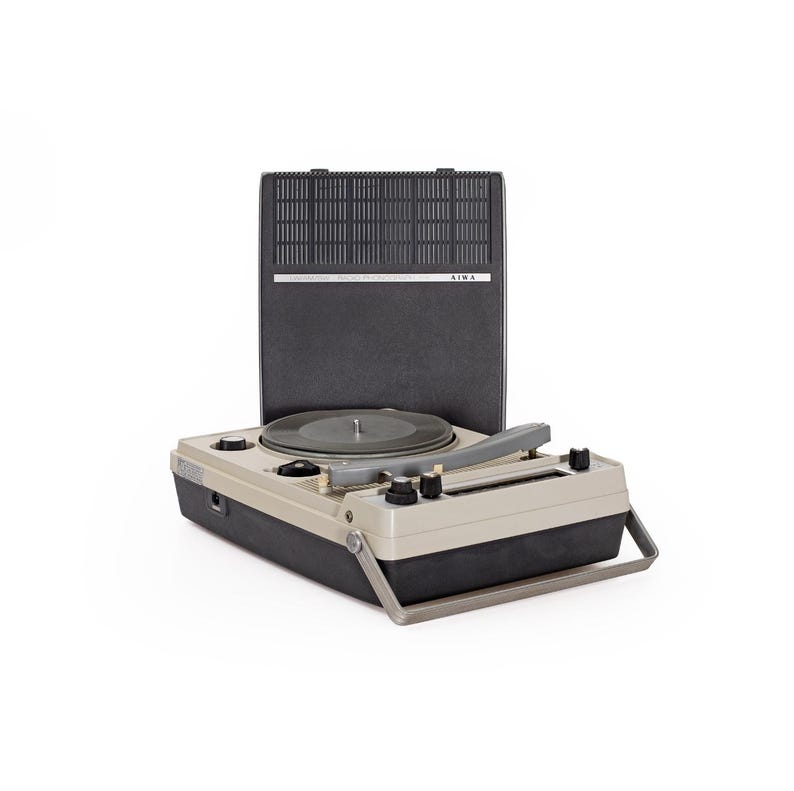 Vintage 60s Aiwa P-172 Portable Turntable / Made in Japan / Turntable ...