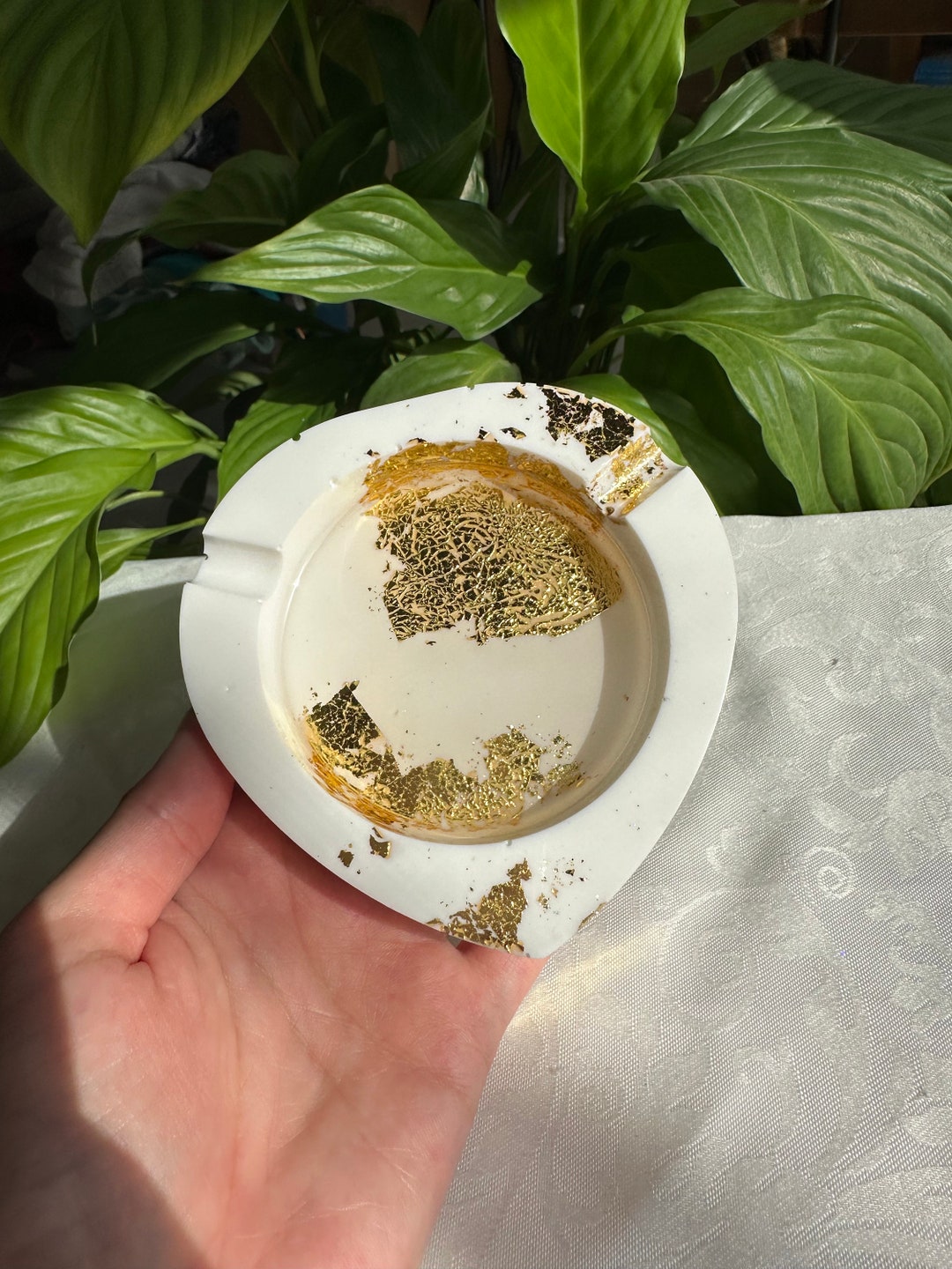 Epoxy Resin White With Gold Ashtray With Three Pointed Corners ...