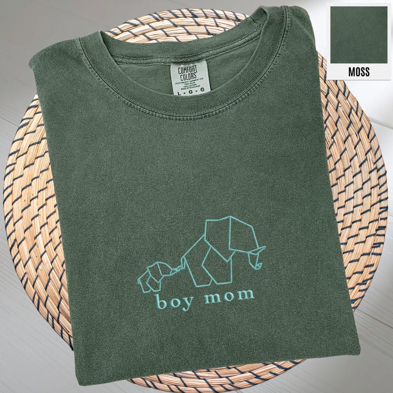 Boy Mom Sweatshirt – Minimal Elephant Line Art Graphic - Etsy
