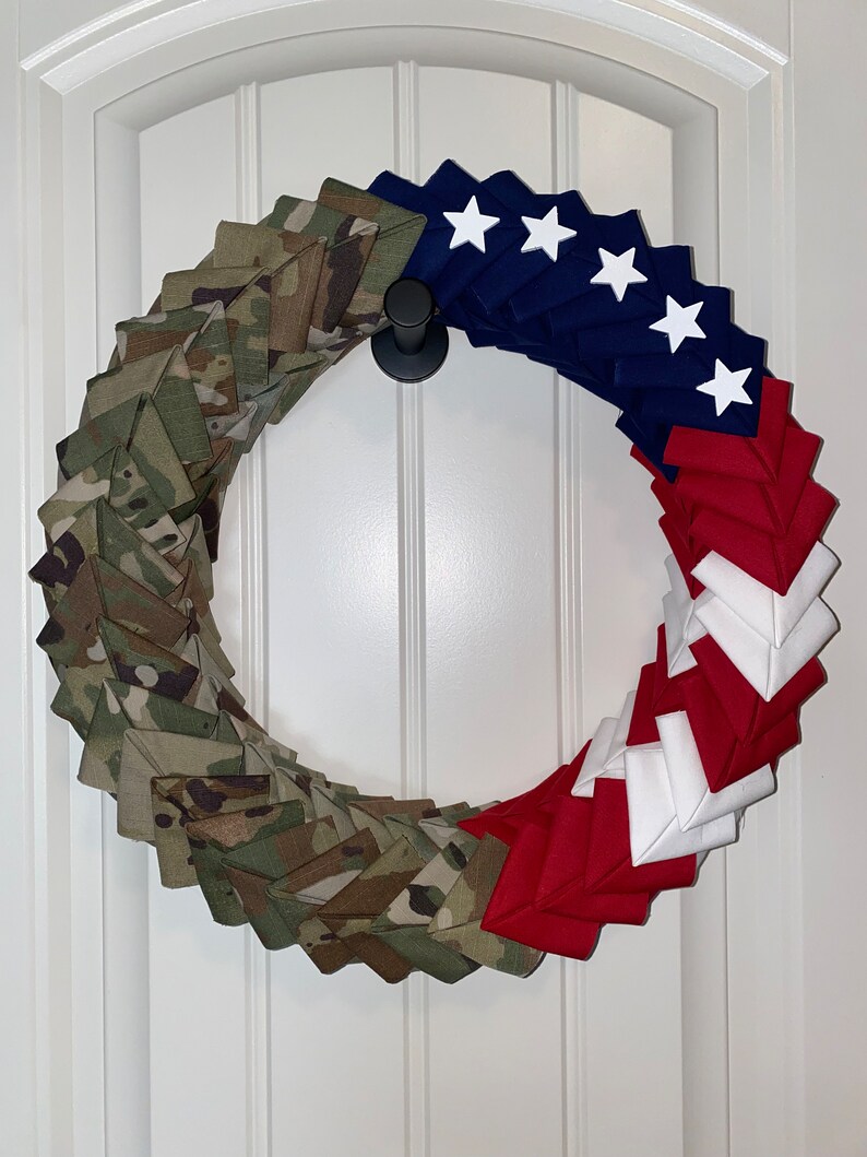17” Military Uniform Wreath (choose Uniform Style) - Etsy