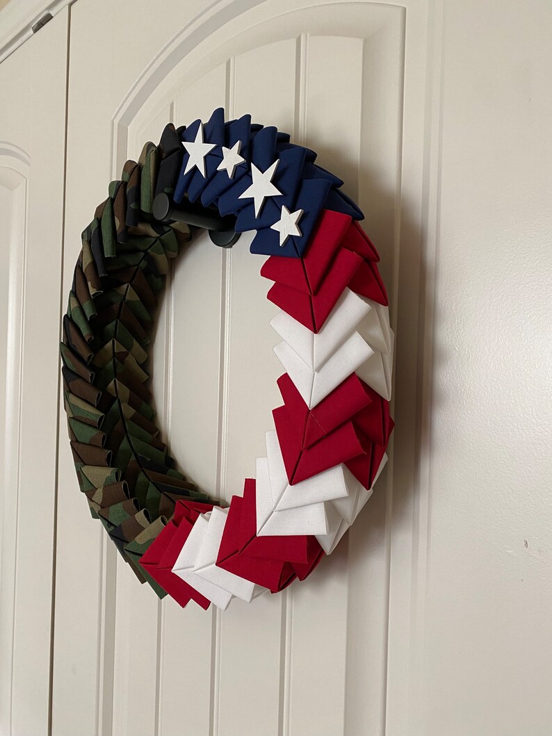 15" Military Uniform Wreath (choose Uniform Style) - Etsy