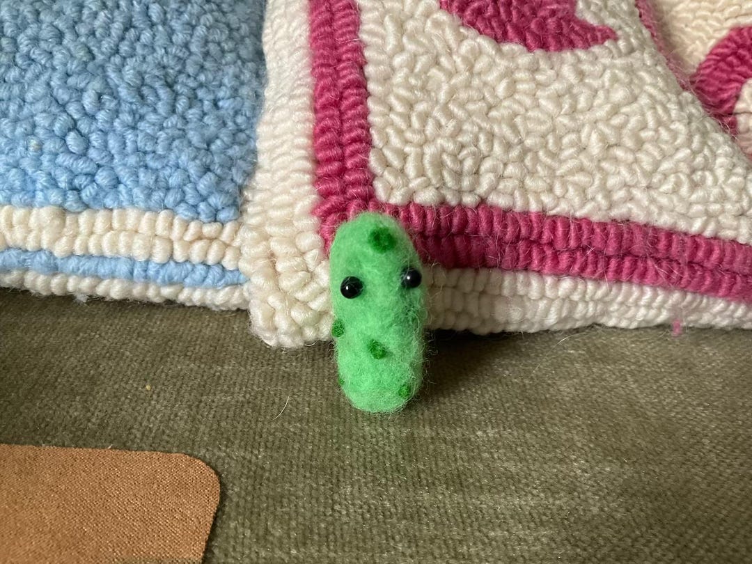 Needle Felt Pickle: Peter the Pickle - Etsy