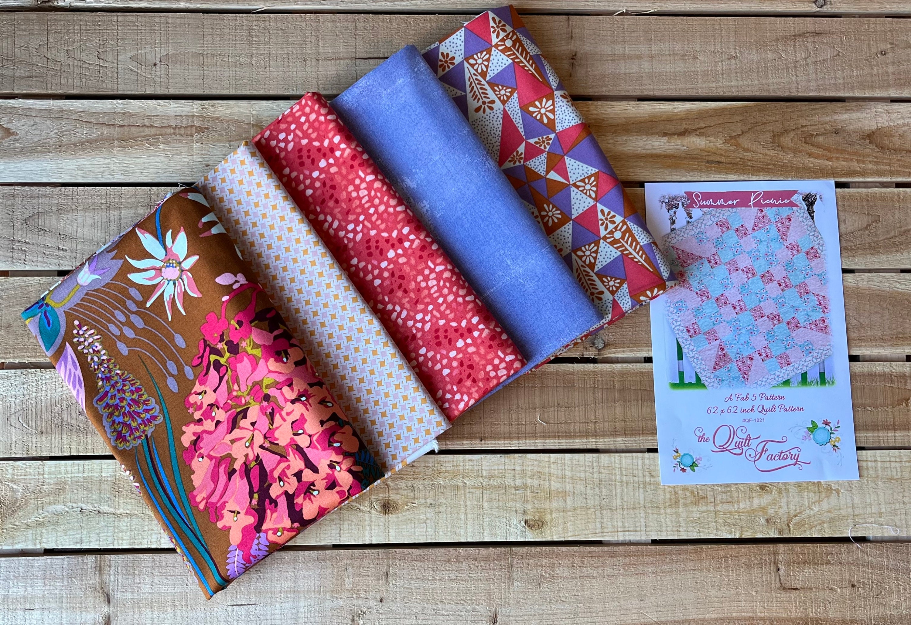 Summer Picnic Quilt Kit A Fab 5 Pattern by Deb Grogan for the Quilt ...
