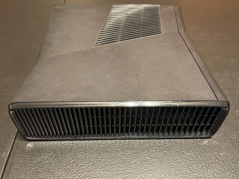 Custom Modded Xbox 360 Slim Corona 16 MB RGH-3.0 Dash 17559 250GB Green ...