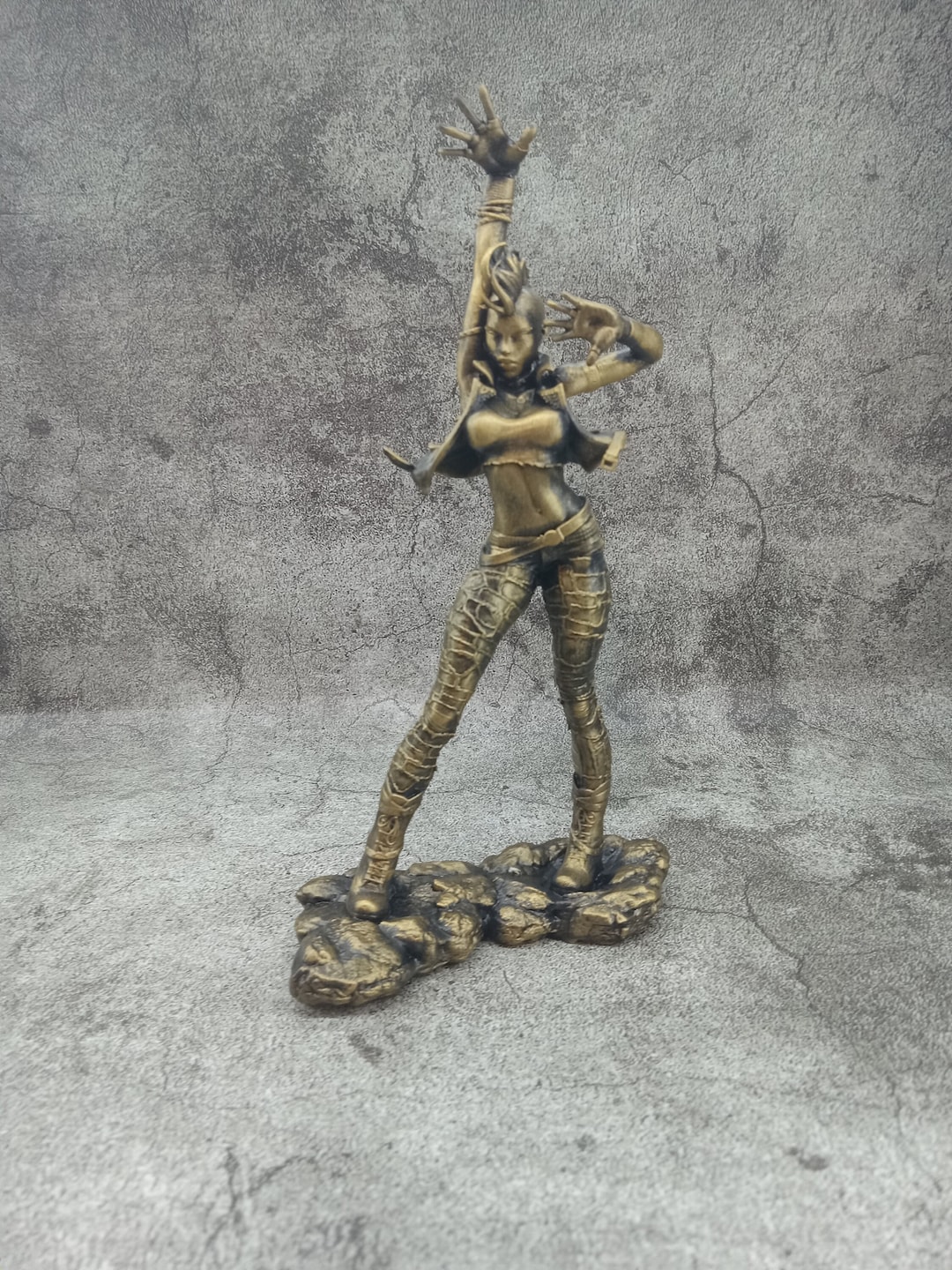 Storm W/ Mohawk X-men Ororo Munroe Queen of Wakanda Resin Statue Golden ...