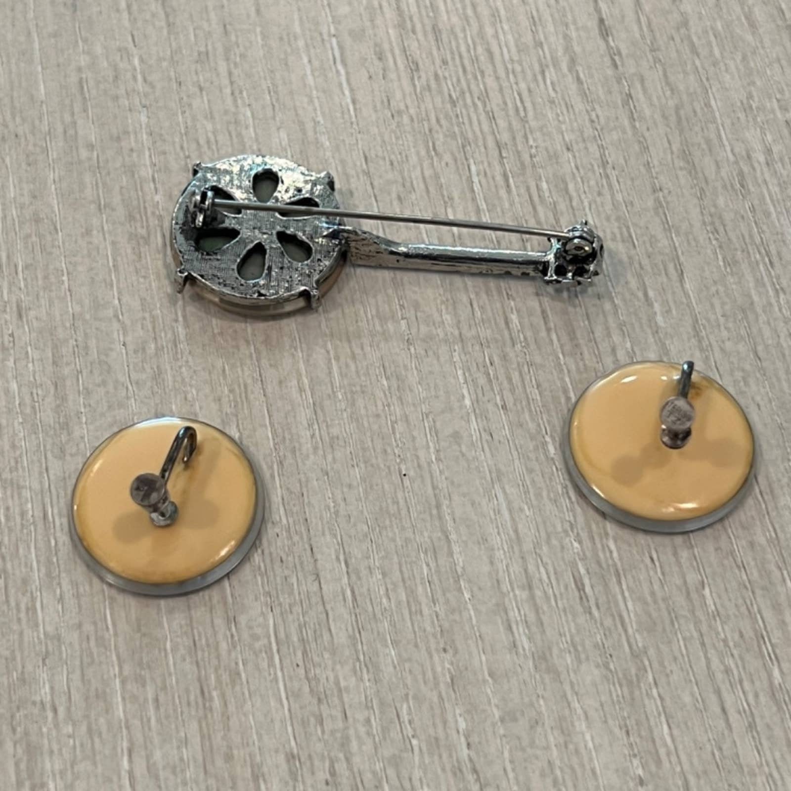 Vintage 1960s Holographic Banjo Pin and Earrings - Etsy