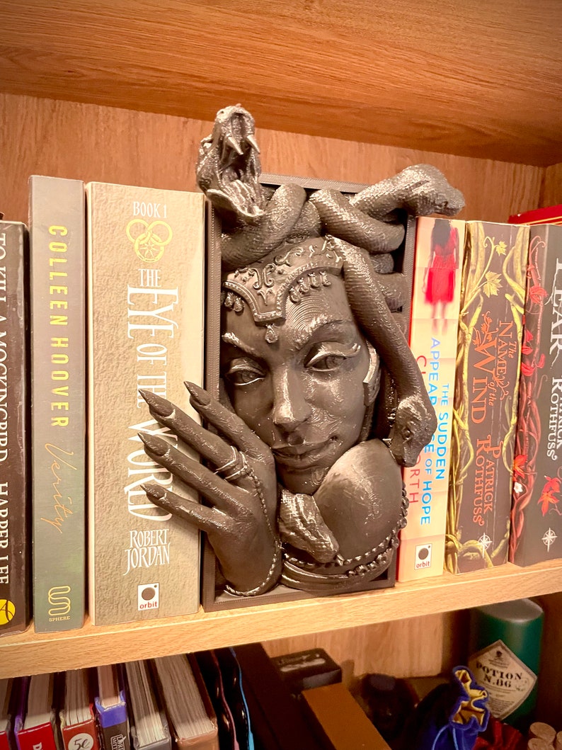 Medusa Book Nook/bookend Perfect Gift for Fantasy Lovers - Etsy