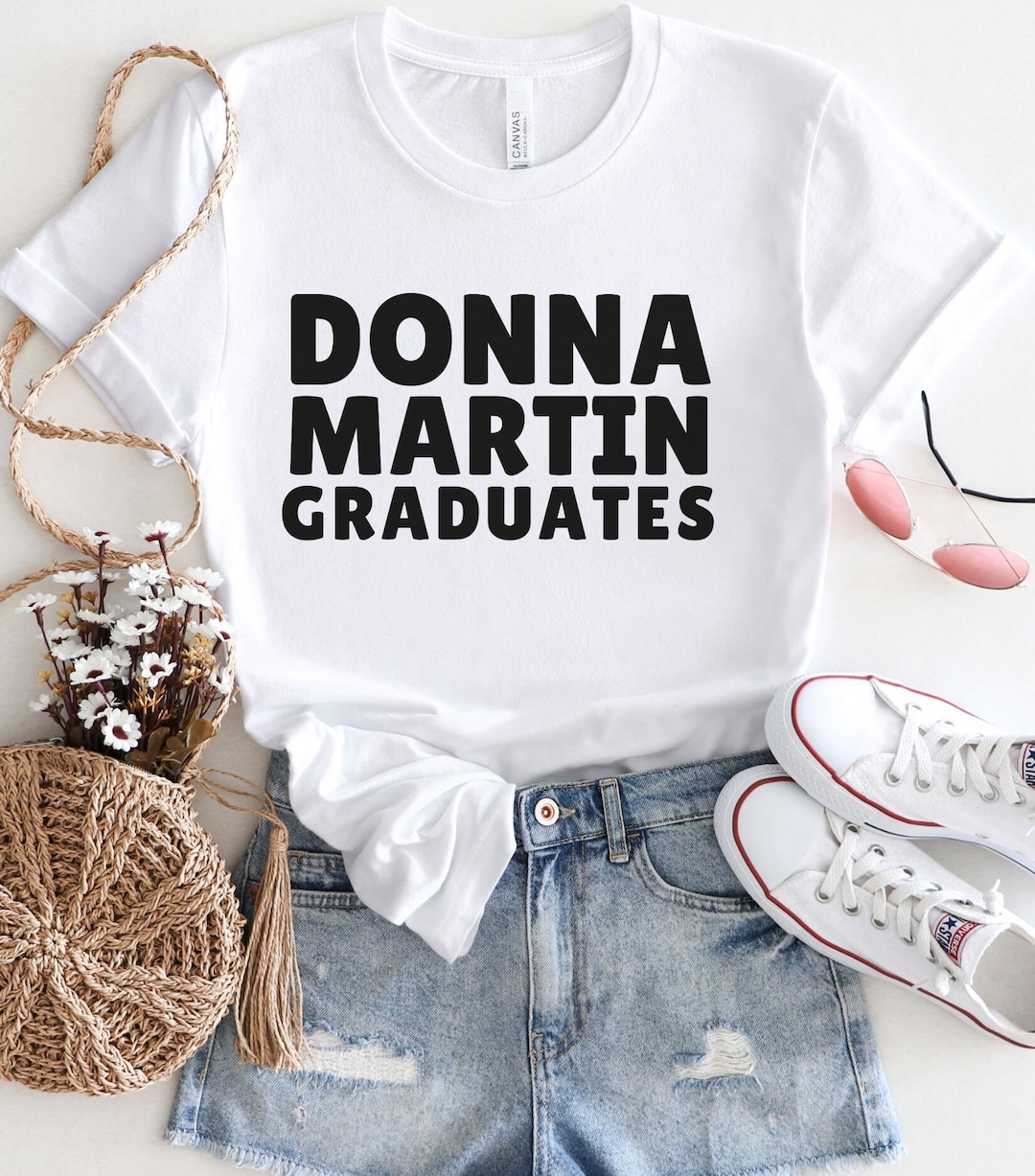 Donna Martin Graduates T-shirt, 90210 T-shirt, 90s T-shirt - Etsy