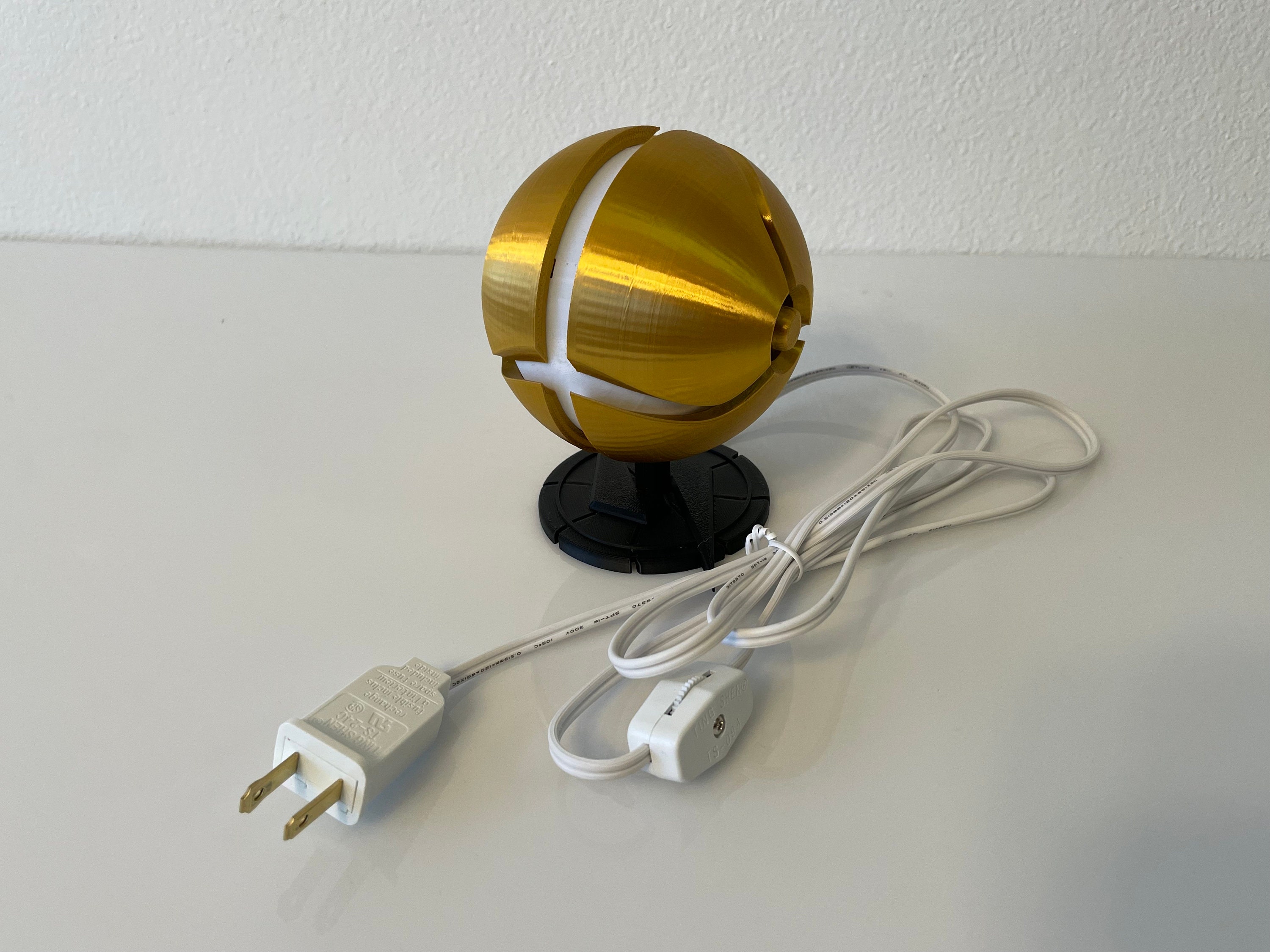 Metroid Morph Ball Light-up Display - Samus Morph Ball From Metroid ...