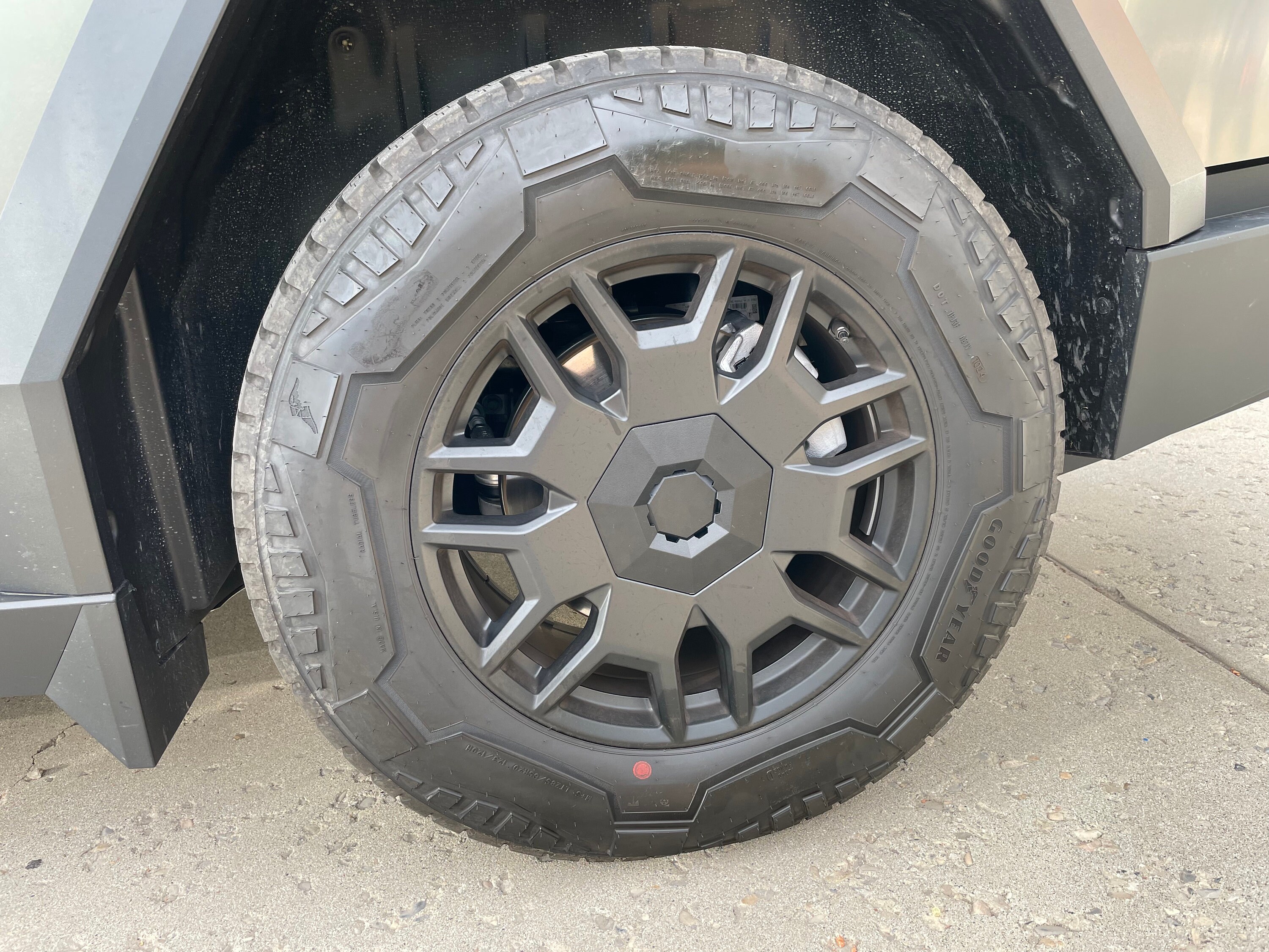 Wheel Caps for Tesla Cybertruck Carbon Fiber Rim Center Covers - Etsy