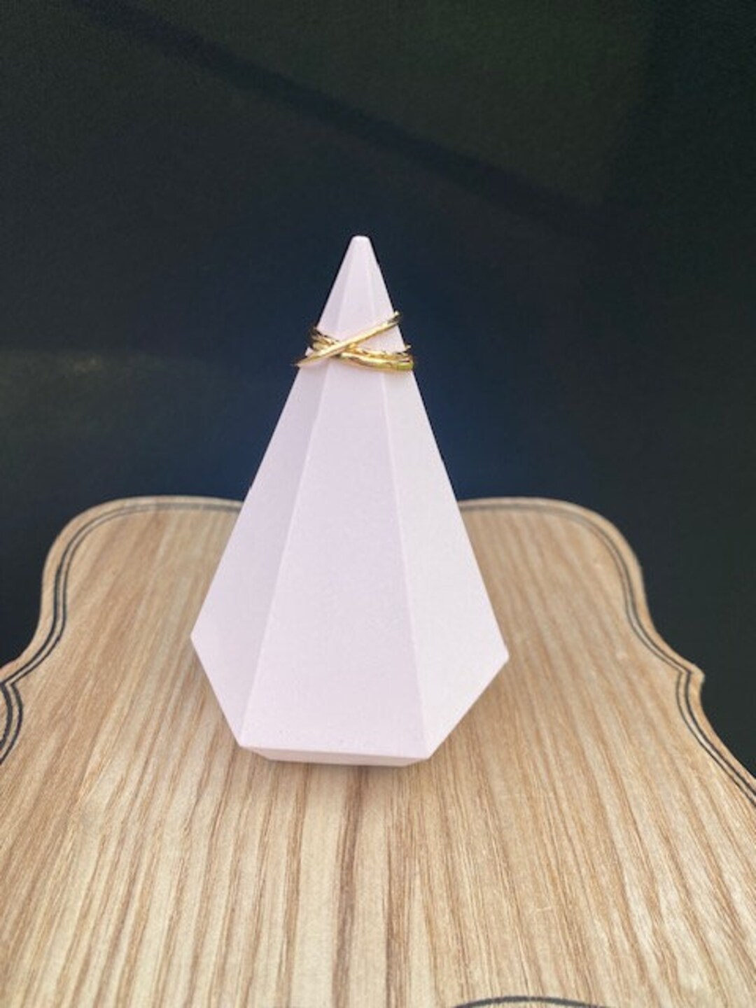 Resincrete Ring Holder Jesmonite - Etsy