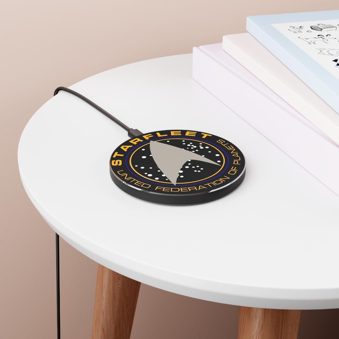 Star Trek Wireless Charger - Federation-approved Tech for Fans ...