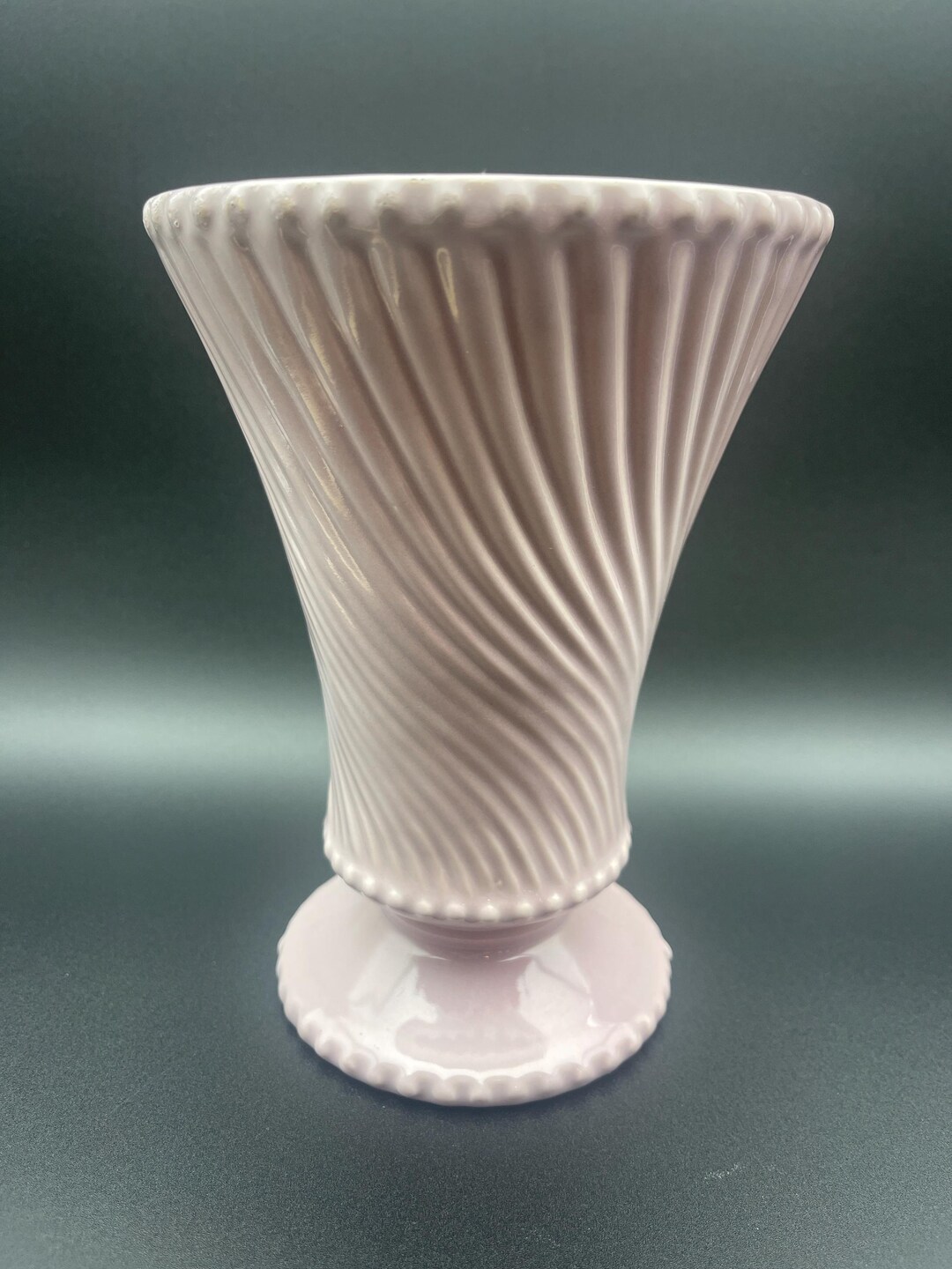 Vintage 1940's Mccoy Purple Pottery Spiral Ribbed Vase Footed Base ...